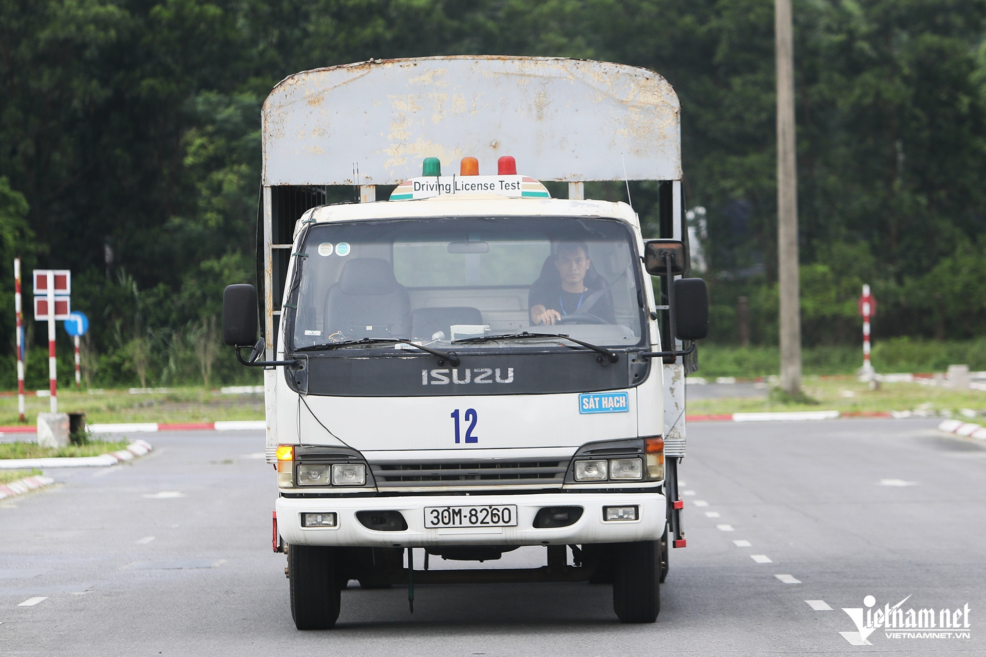 Bộ Công an đề xuất tăng quãng đường sát hạch lái xe thực tế lên tối ...